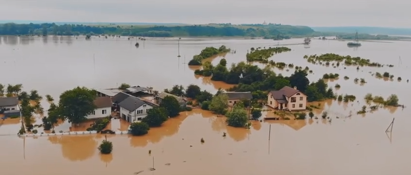 Áradás, 2023, 93 perc., akció - Videa