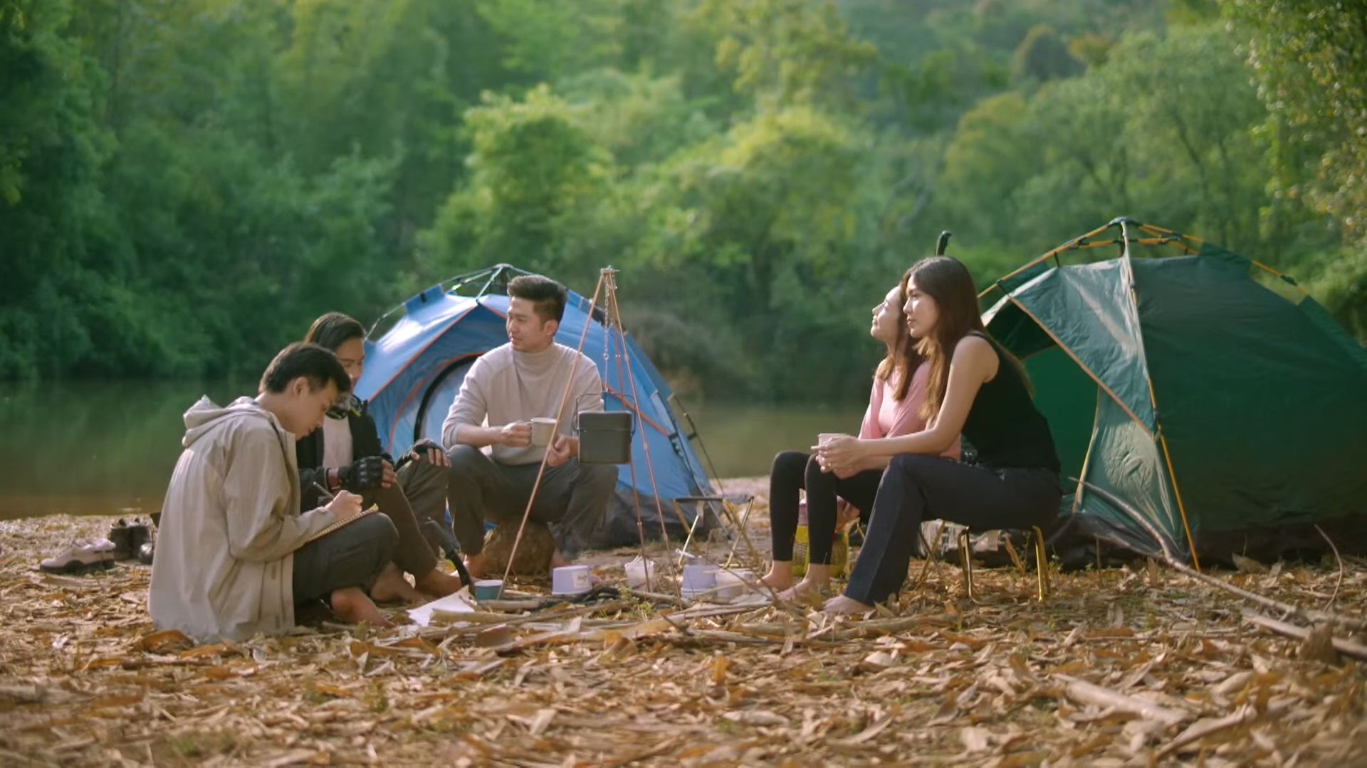 Zokogó Erdő | Crying Forest, aung min khant, crying forest, erdő - Videa