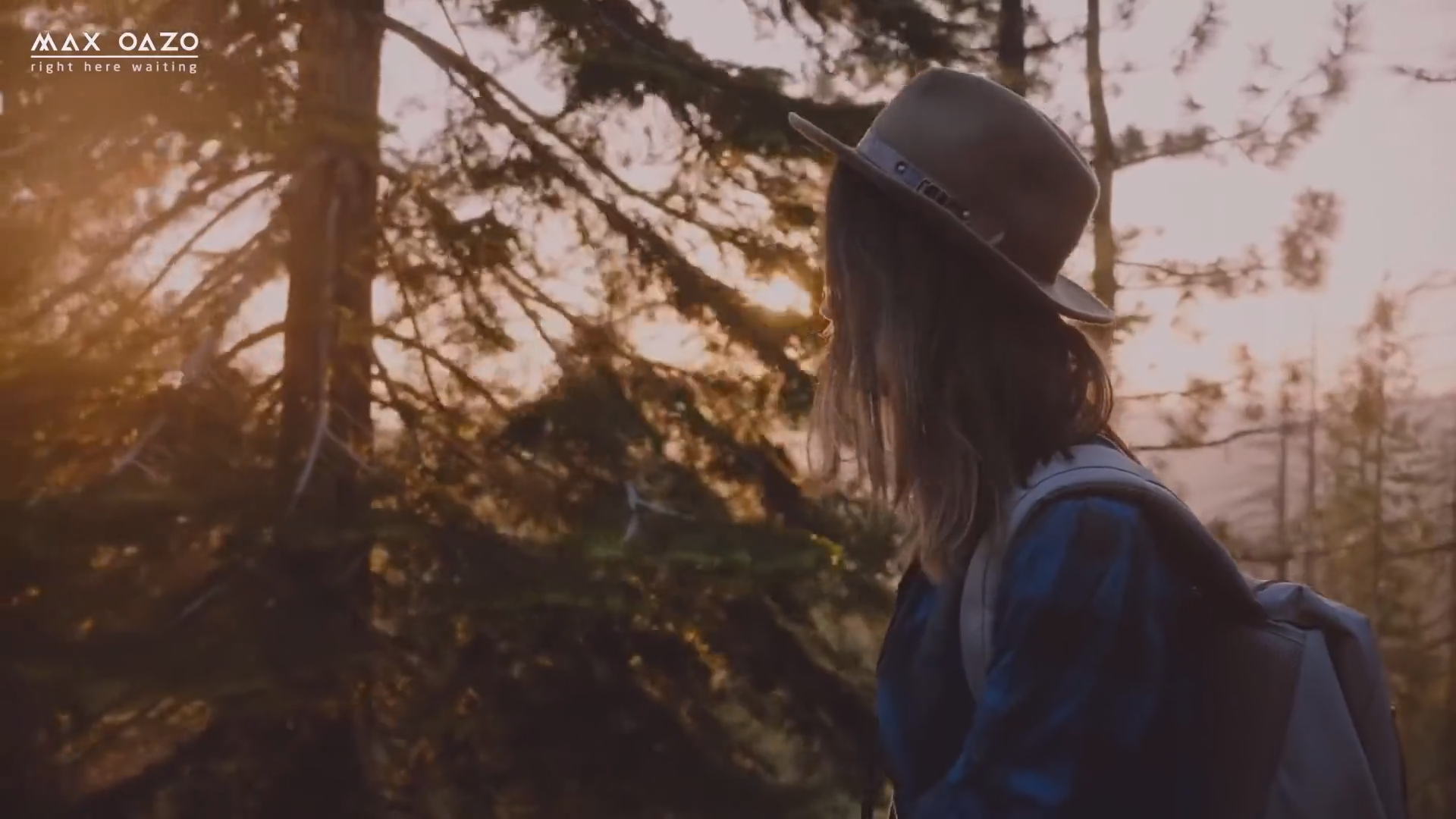 Right Here Waiting __ Max, kreatív - Videa