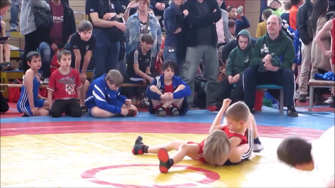 Ringen youth wrestling girl vs., boy, ringen - Videa