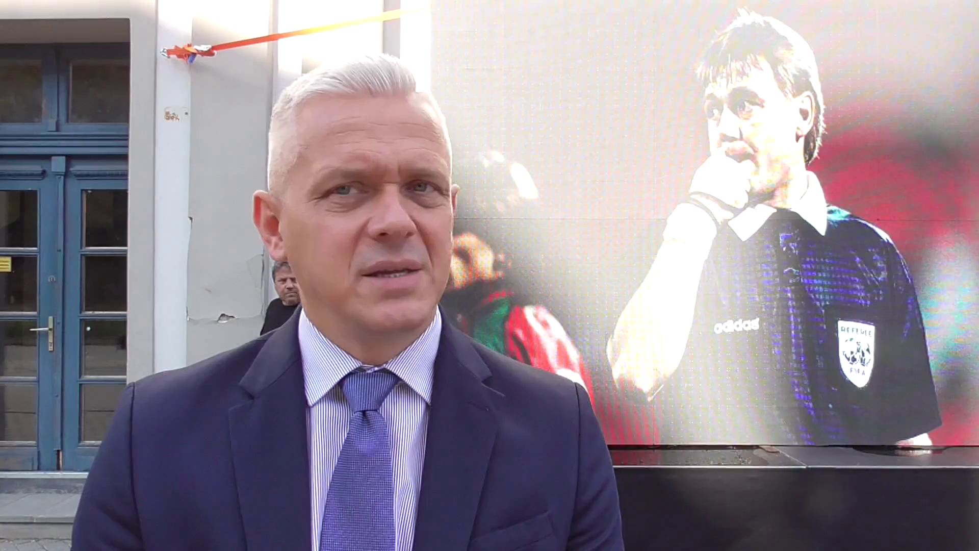 Puhl Sándorra emlékeztek, dombormű, megemlékezés, puhl sándor - Videa