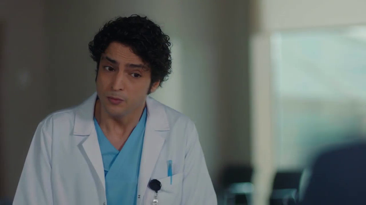 Tanju eltiltja Nazlit Alitól, film/animáció - Videa