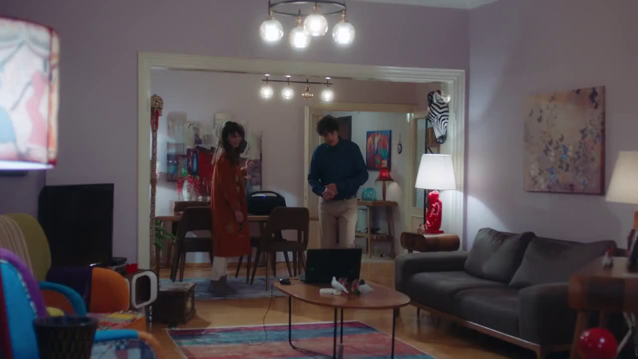 Nazli öröme miután egy megrovással, film/animáció - Videa