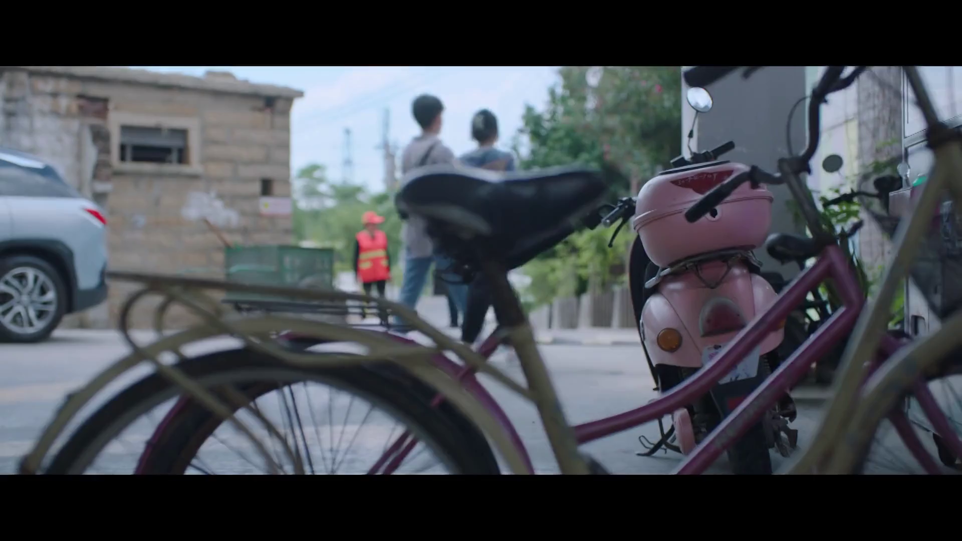 Unexpected Falling E23 - Videa