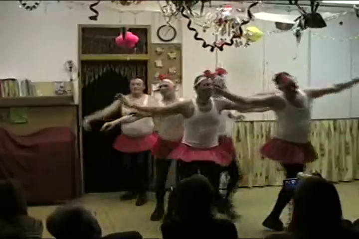 a Hat-Tyúk, zene - Videa