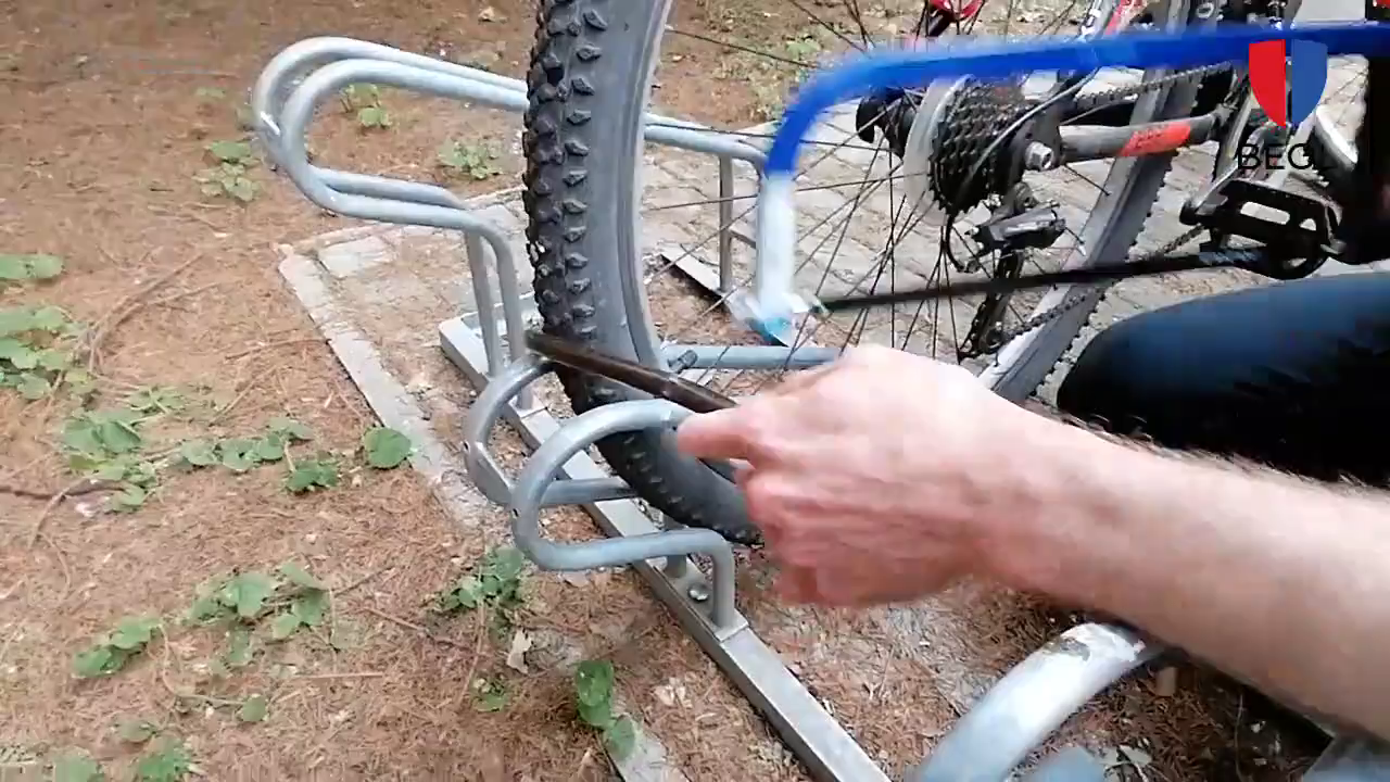 Beletört a kulcs biciklizárba, mit, bicikli, lakat, segítség - Videa