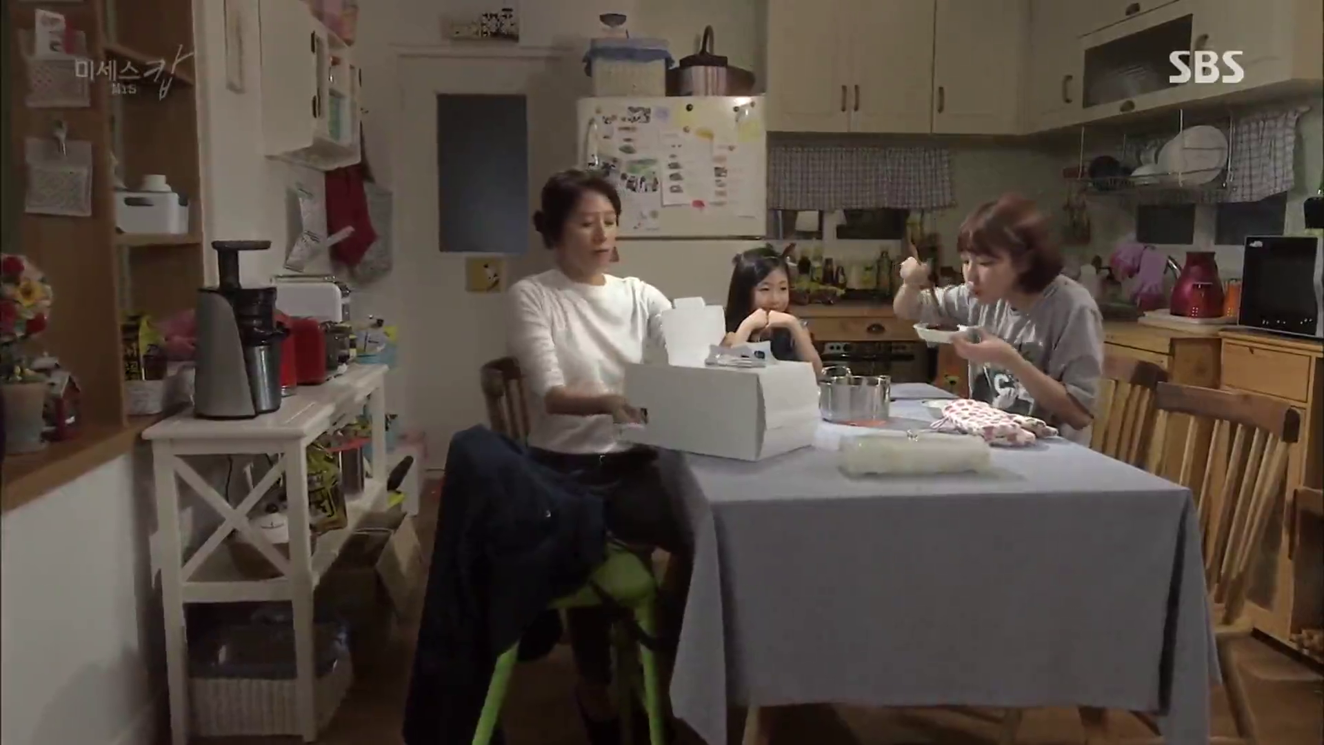 Mrs.Cop.E06.mp4, vicces - Videa